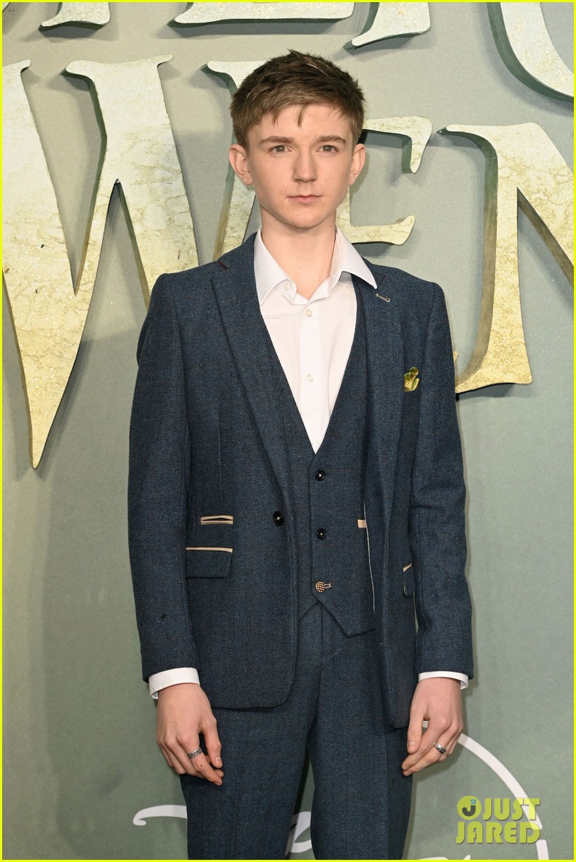 Yara Shahidi Joins Alexander Molony & Ever Anderson at 'Peter Pan ...