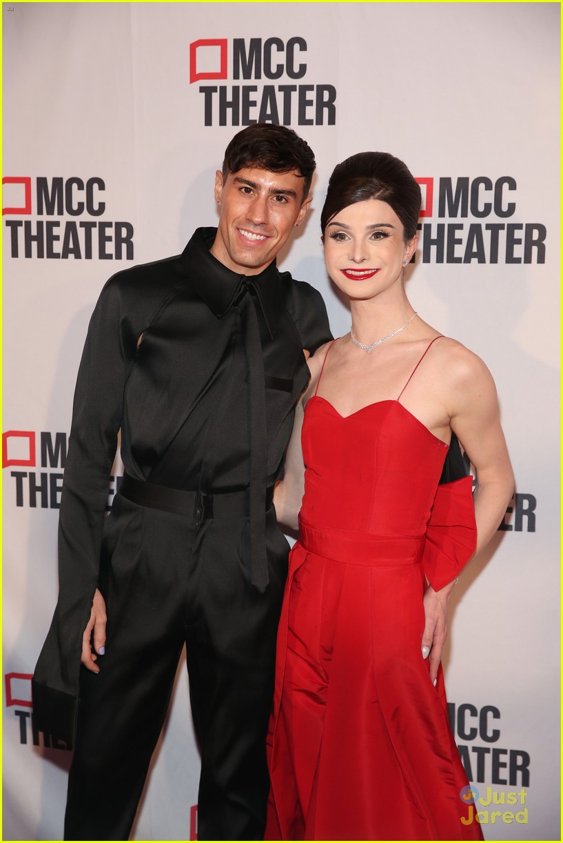 Rachel Zegler & Dylan Mulvaney Perform at MCC Theater's Miscast Gala ...