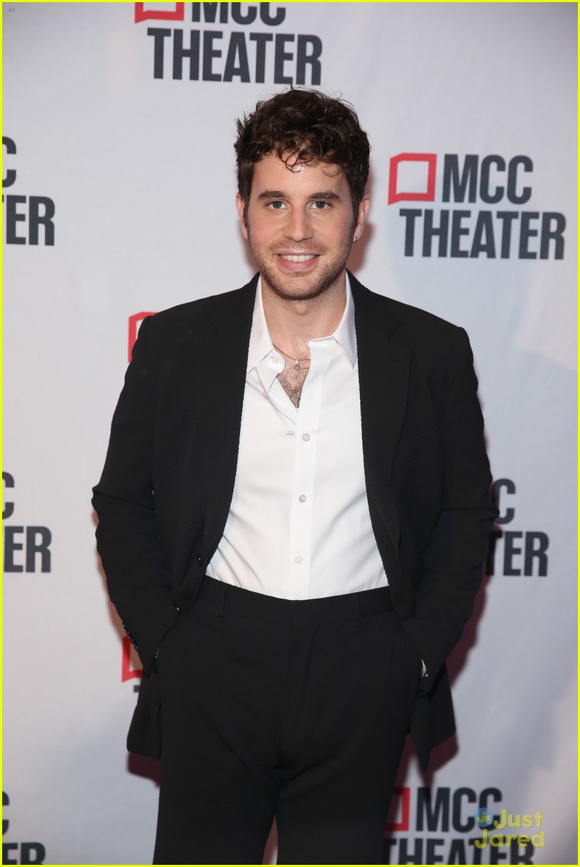 Rachel Zegler & Dylan Mulvaney Perform at MCC Theater's Miscast Gala ...