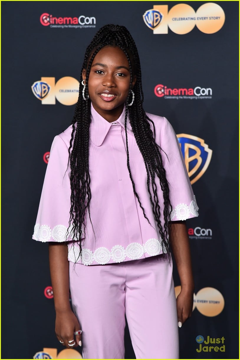 Zendaya & Timothee Chalamet Reunite at CinemaCon in Las Vegas for 'Dune ...