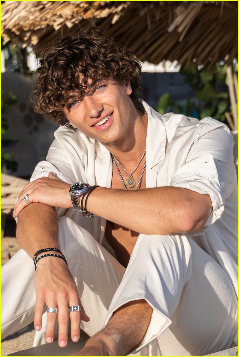 Gavin Casalegno Shows Off Abs On Pre-Summer Vacation in Jamaica (Photos ...