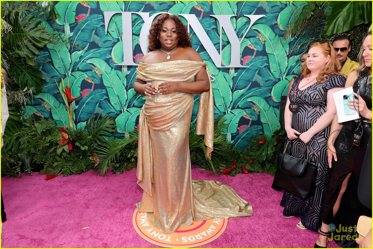 Former 'Glee' Star Alex Newell Makes History at Tony Awards for ...