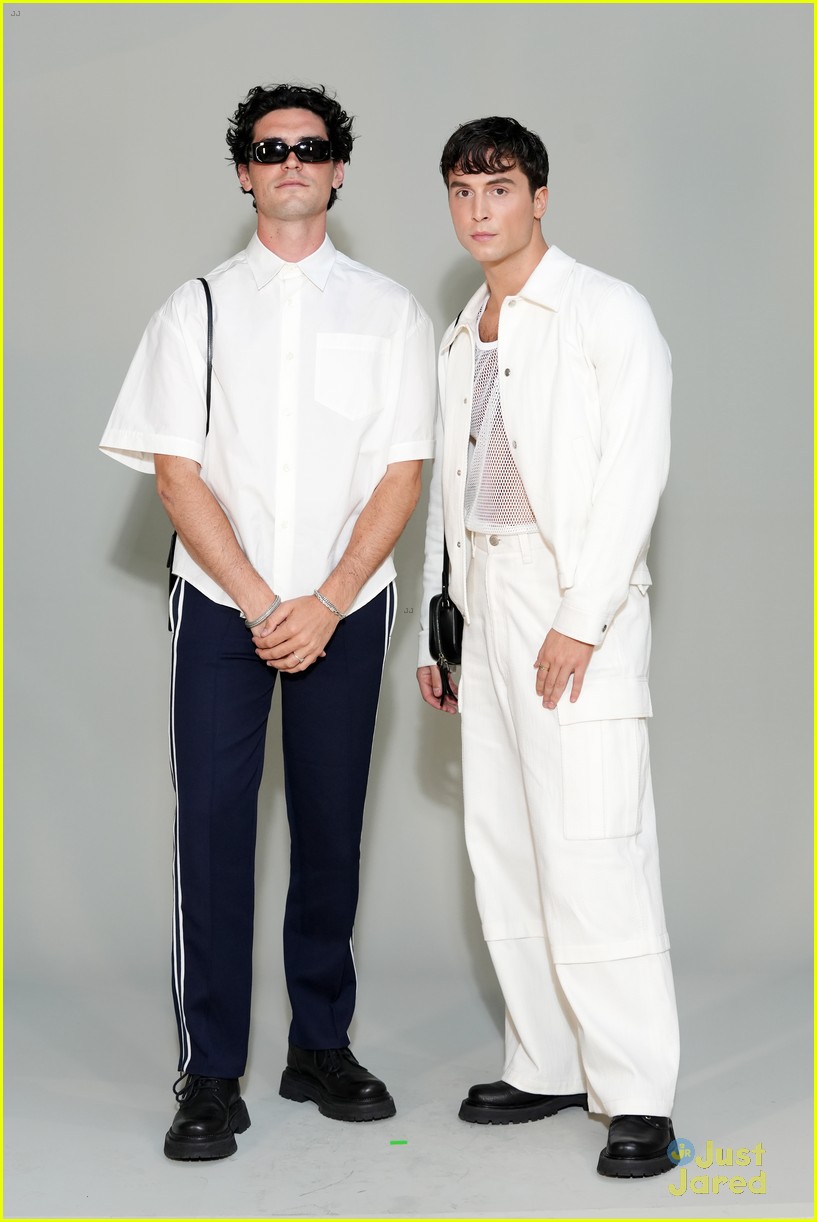 Joe Locke, Manu Rios, Darren Barnet & More Netflix Stars Attend AMI ...