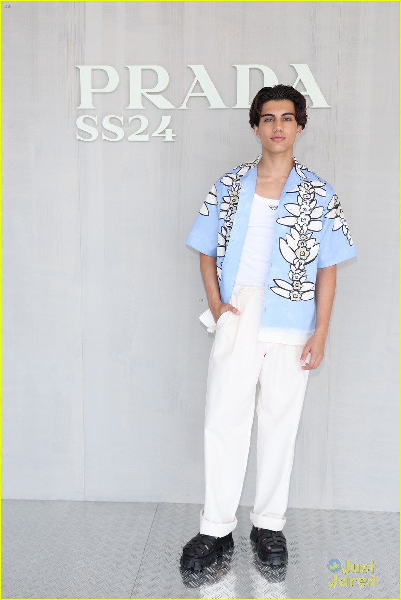 Taylor Zakhar Perez, Troye Sivan & Louis Partridge Sit Front Row at ...