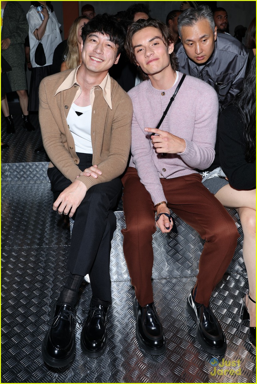 Taylor Zakhar Perez, Troye Sivan & Louis Partridge Sit Front Row at ...