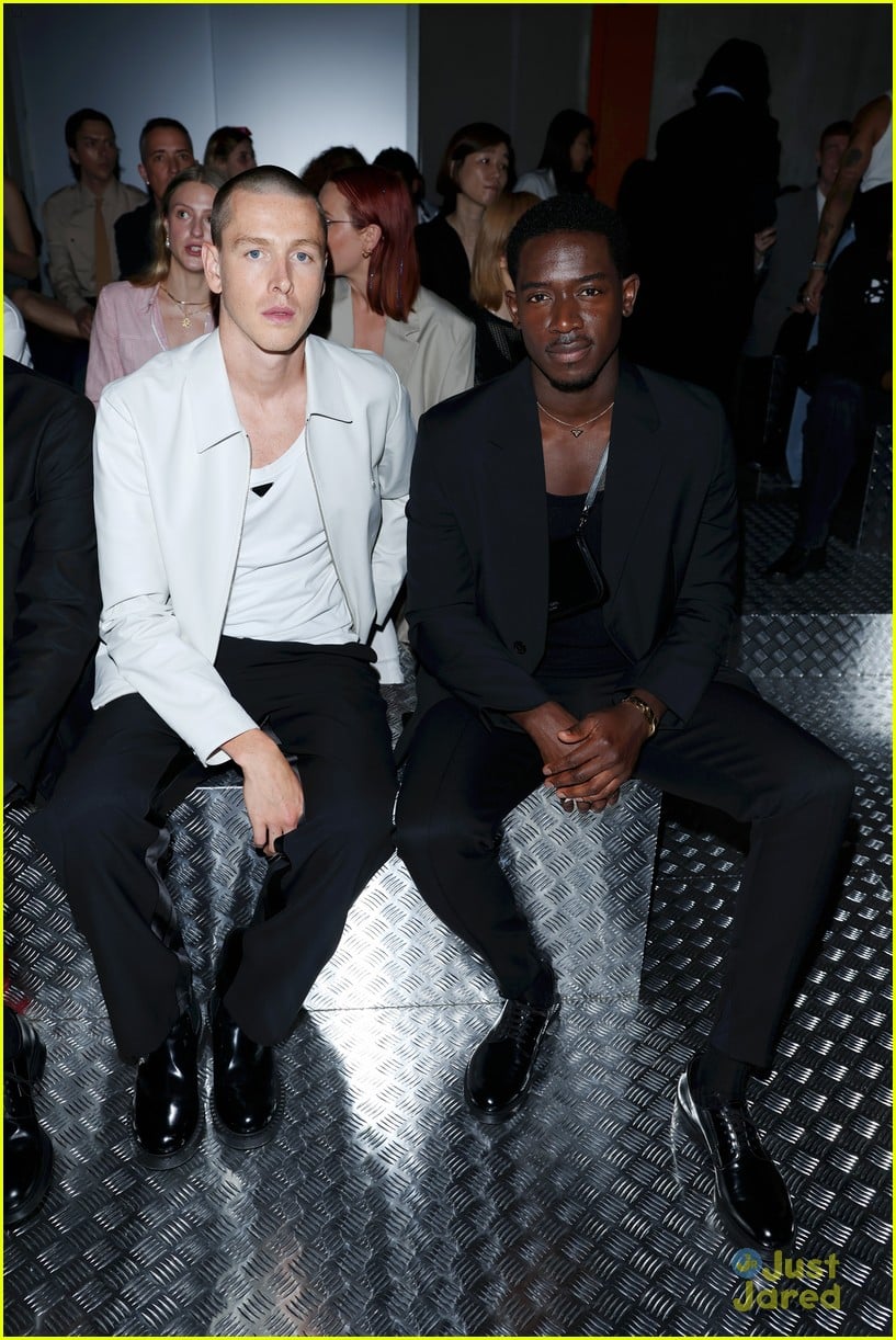 Taylor Zakhar Perez, Troye Sivan & Louis Partridge Sit Front Row at ...