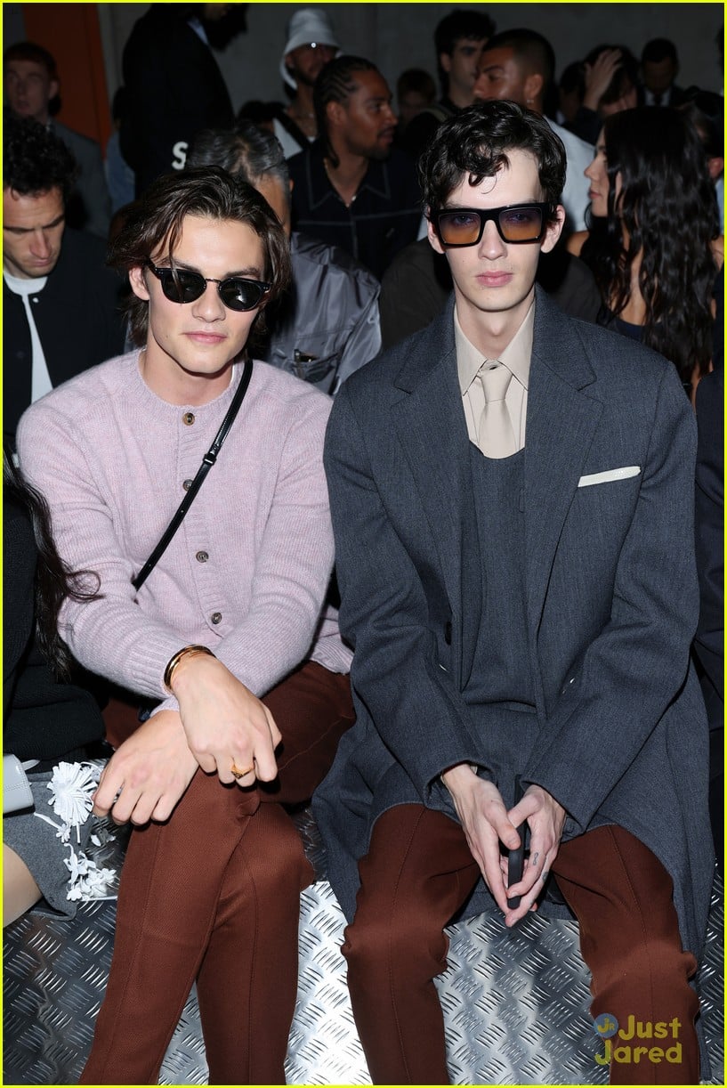 Taylor Zakhar Perez, Troye Sivan & Louis Partridge Sit Front Row at ...