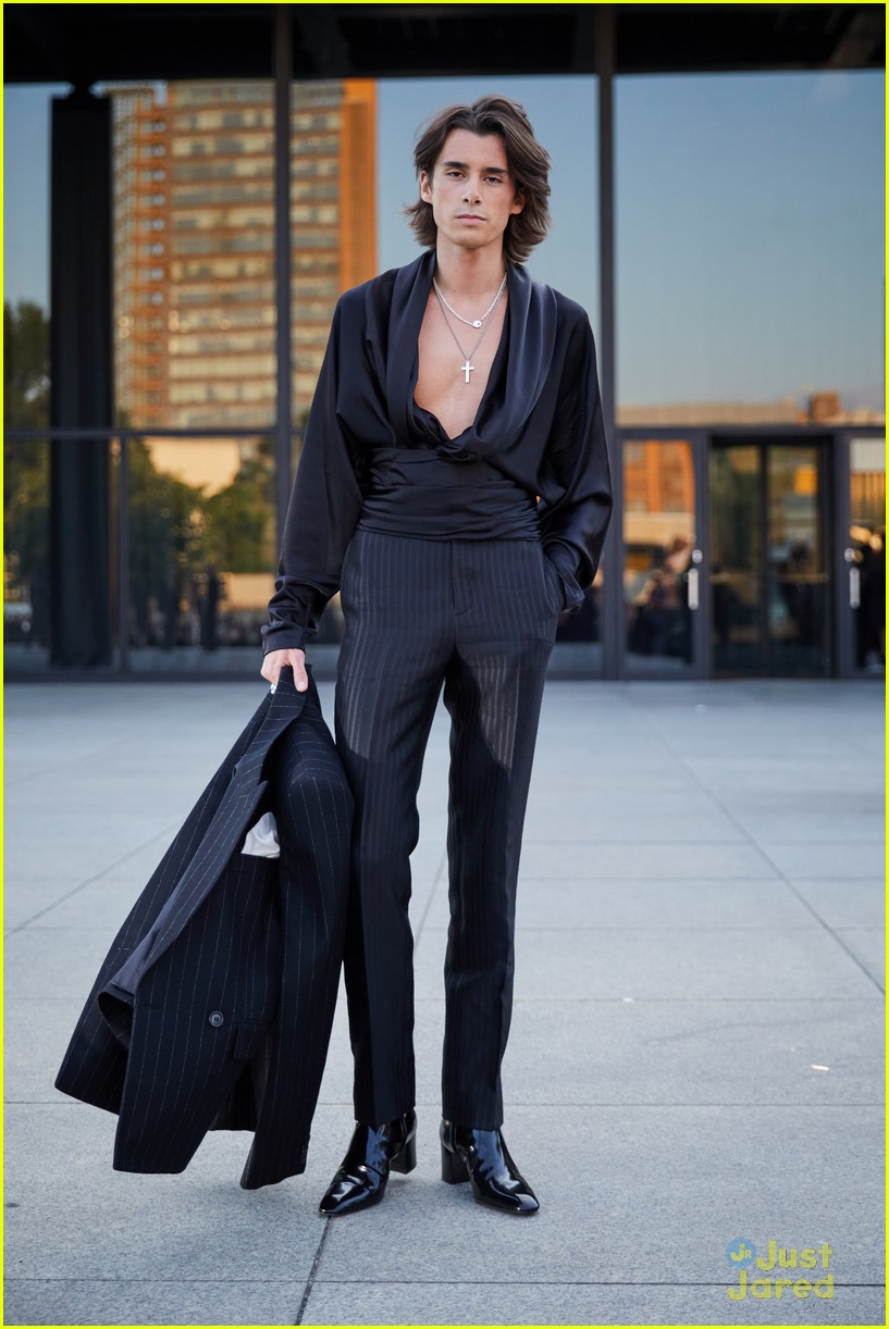 The Little Mermaid's Jessica Alexander, Manu Rios & Jaeden Martell ...