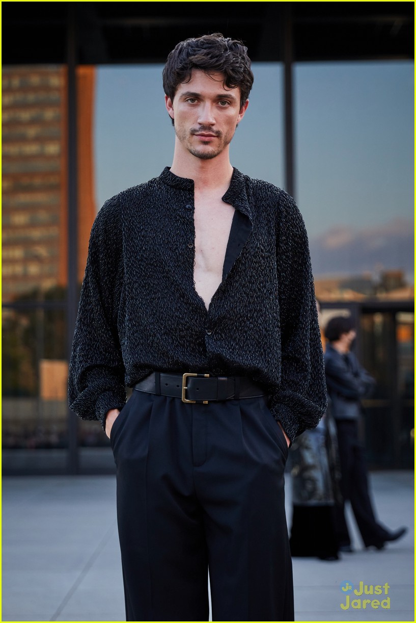 The Little Mermaid's Jessica Alexander, Manu Rios & Jaeden Martell ...