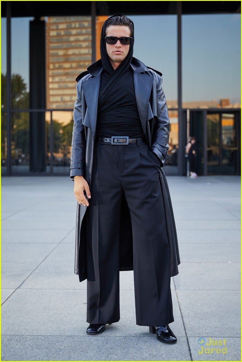 The Little Mermaid's Jessica Alexander, Manu Rios & Jaeden Martell ...