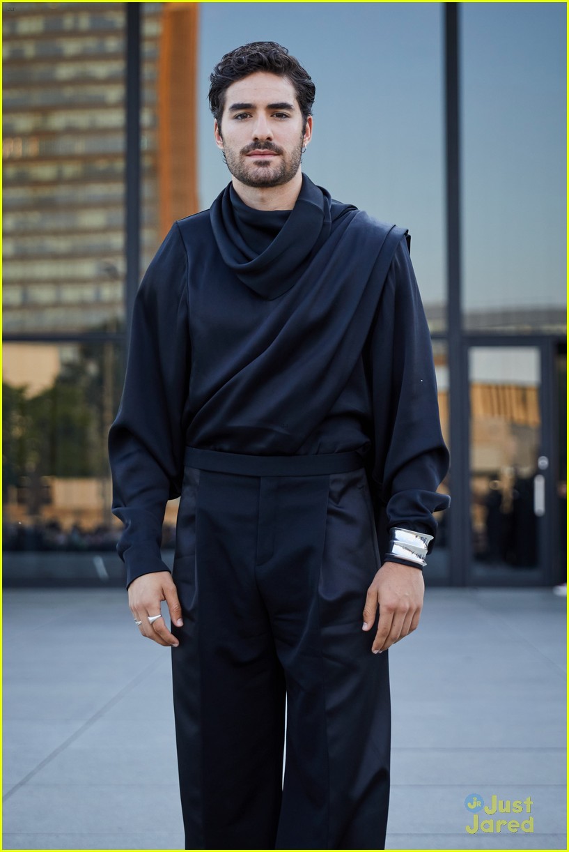 The Little Mermaid's Jessica Alexander, Manu Rios & Jaeden Martell ...