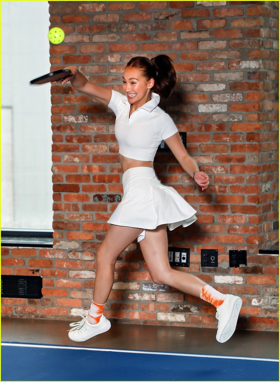 'TSITP' Stars Lola Tung & Sean Kaufman Are Pickle Ball Chic In New ...