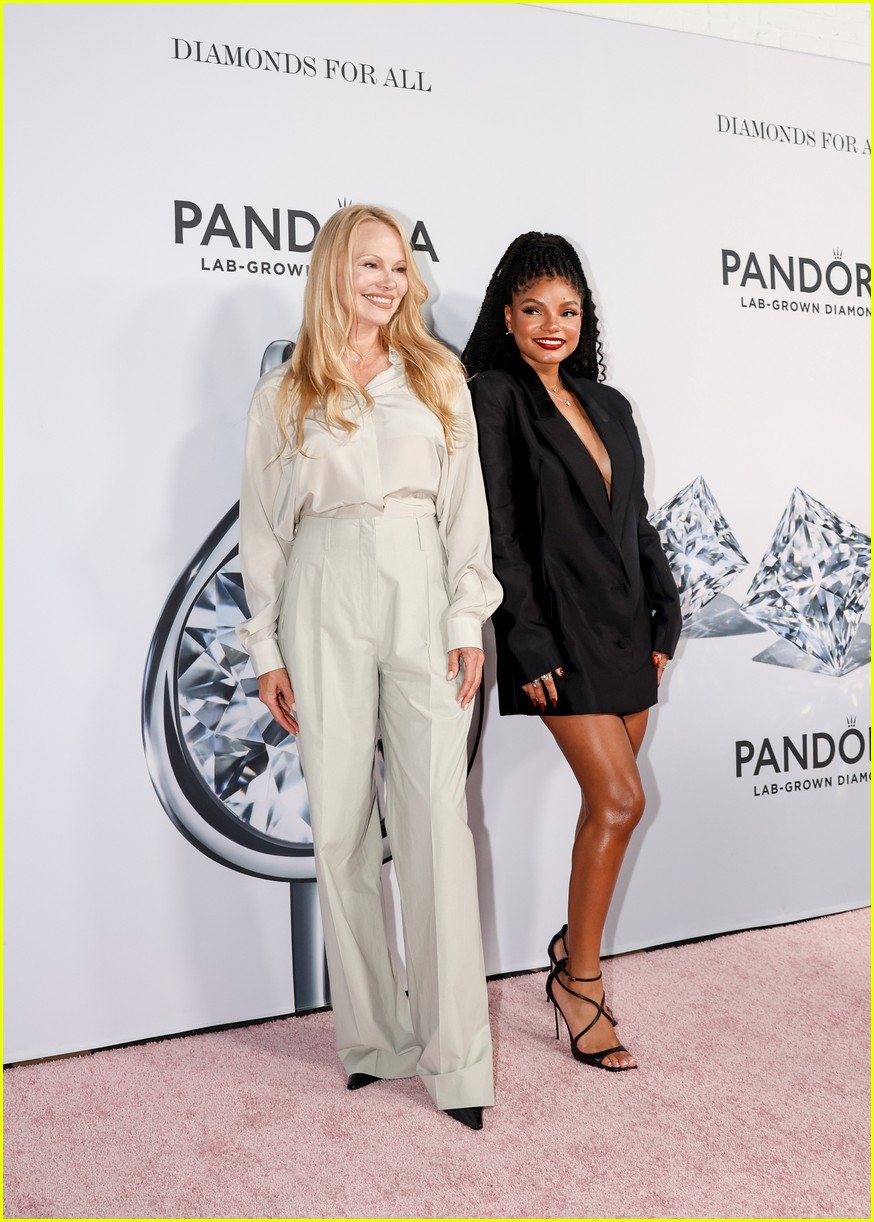 Ariana Greenblatt Meets Up With Her 'Favorite Princess' Halle Bailey at ...