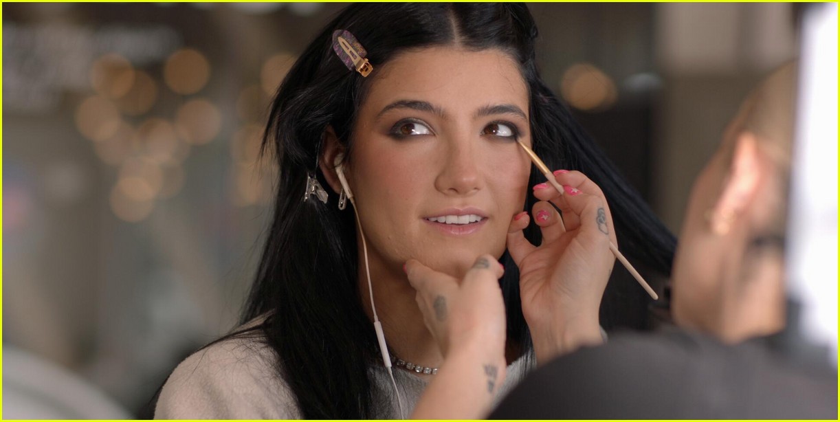 'The D'Amelio Show' Season 3 Trailer Reveals Trouble In Relationships ...