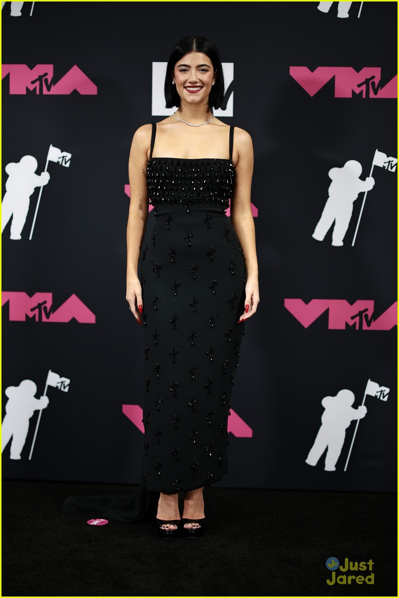 Charli & Dixie D'Amelio Rock 2 Looks Each at MTV VMAs 2023 | Photo ...