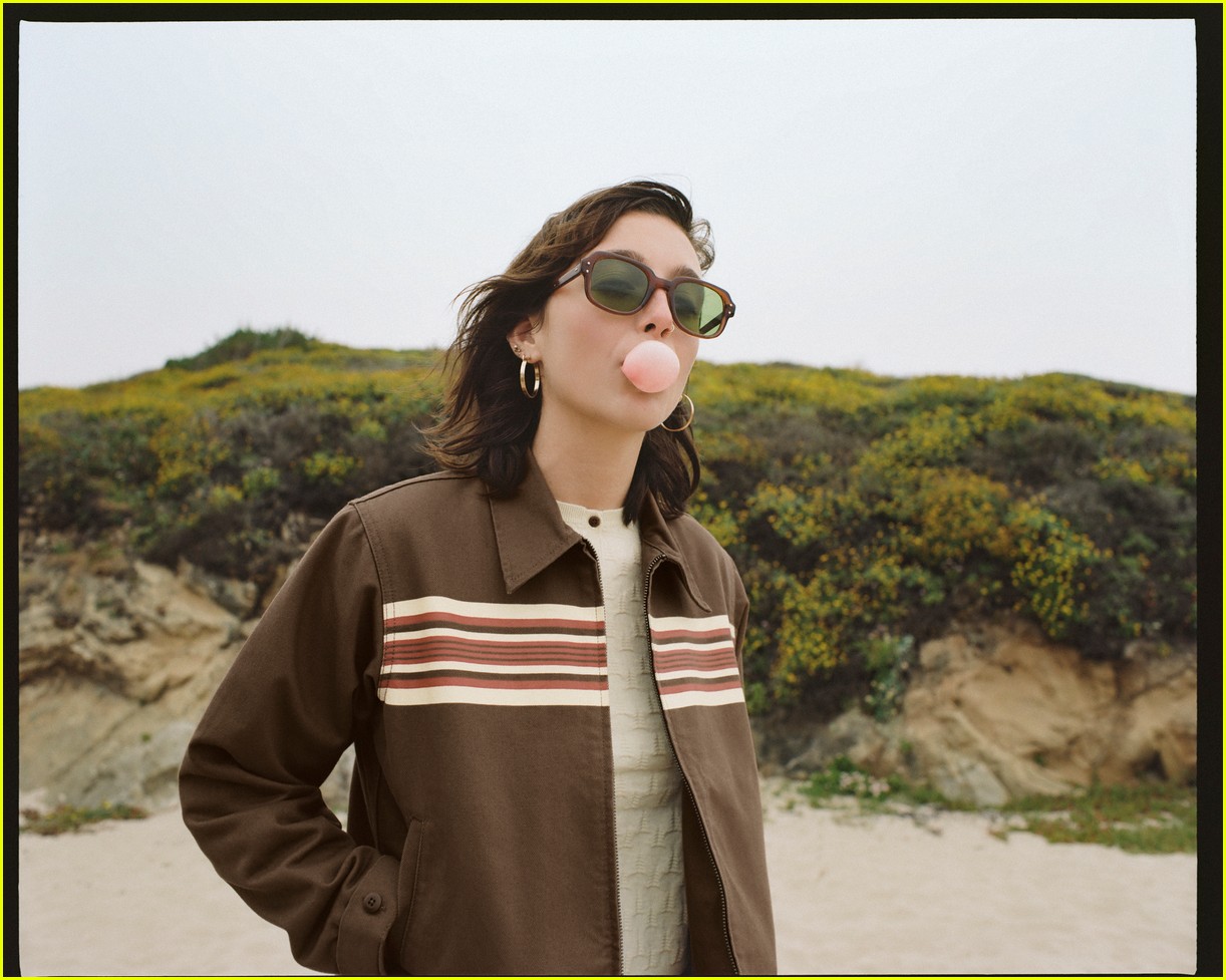 Emma Chamberlain Launches New Collaboration With Levi's Inspired by ...