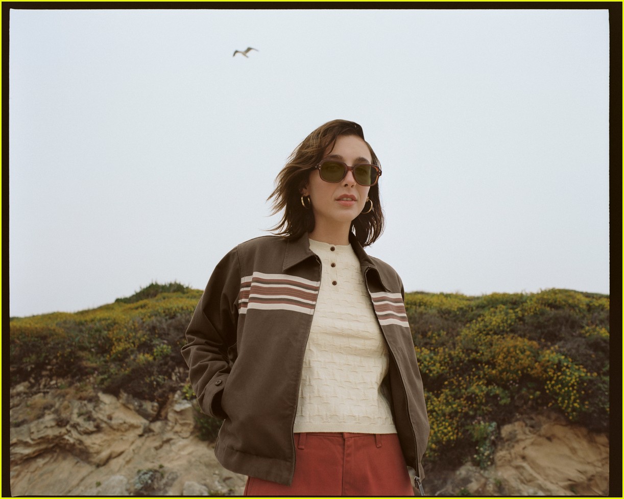 Emma Chamberlain Launches New Collaboration With Levi's Inspired by ...