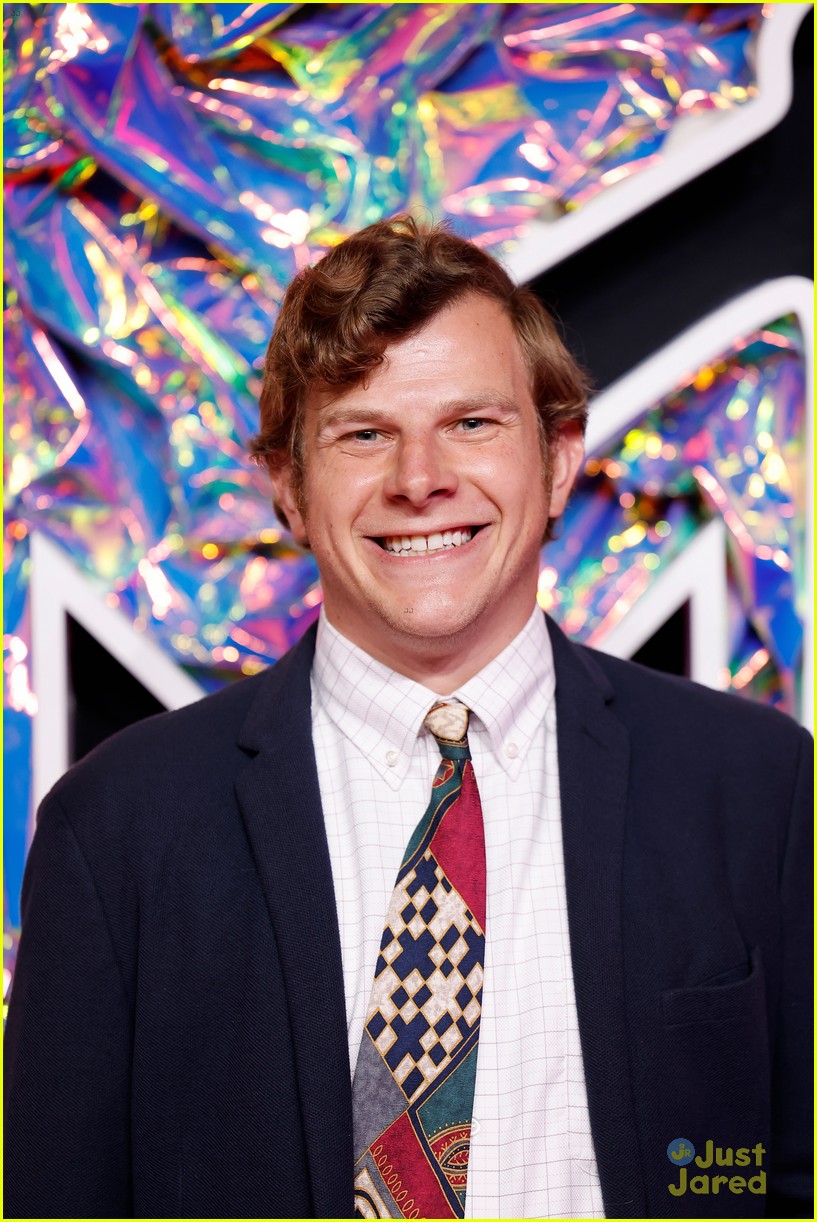 DJ Crazy Times' Kyle Gordon & Audrey Trullinger Hit the Carpet at MTV ...