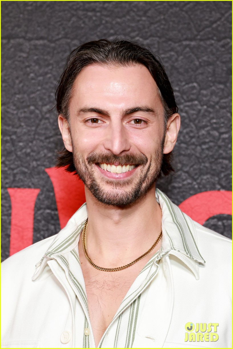 Milo Manheim Premieres New Horror Movie 'Thanksgiving' with Addison Rae ...