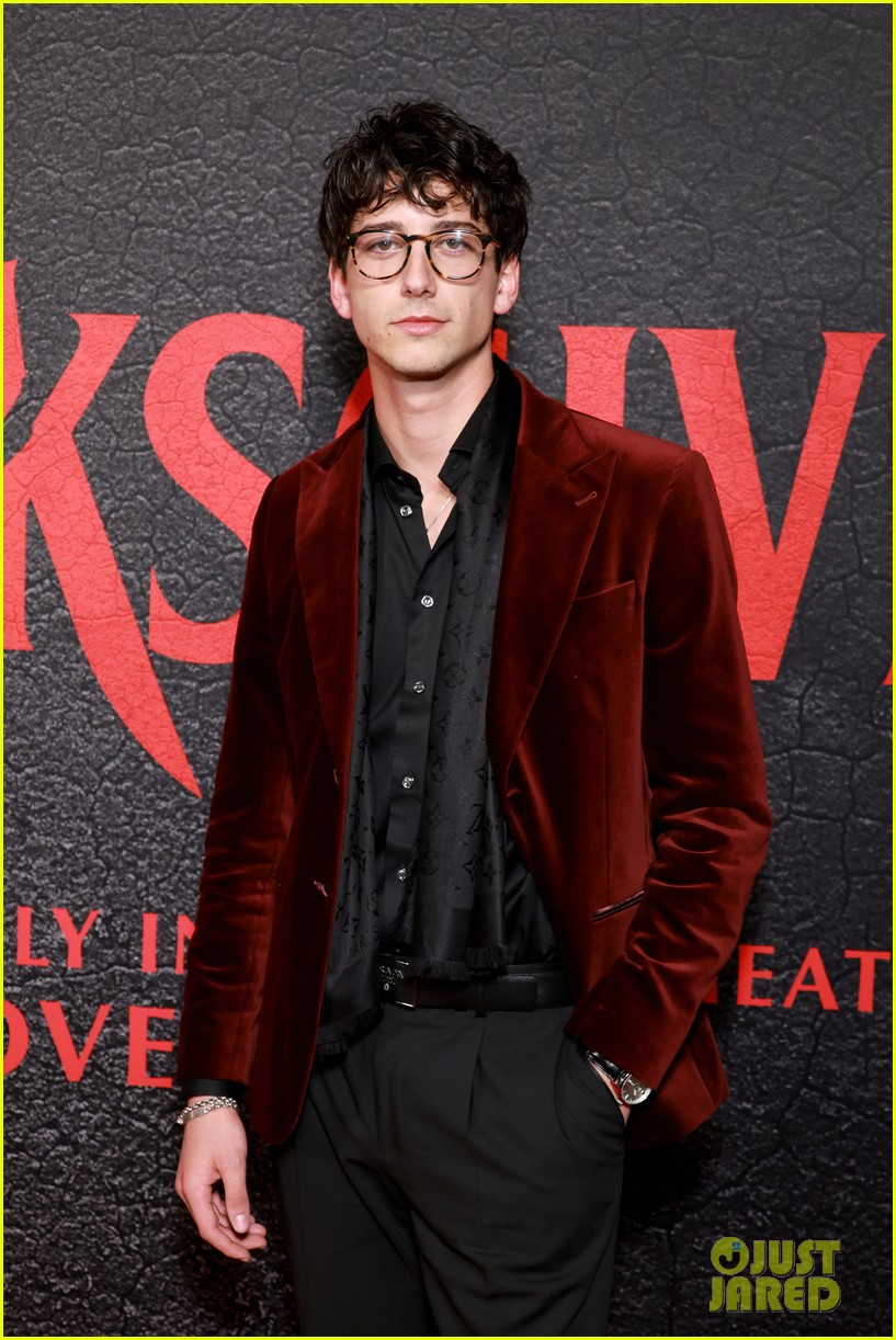 Milo Manheim Premieres New Horror Movie 'Thanksgiving' with Addison Rae ...