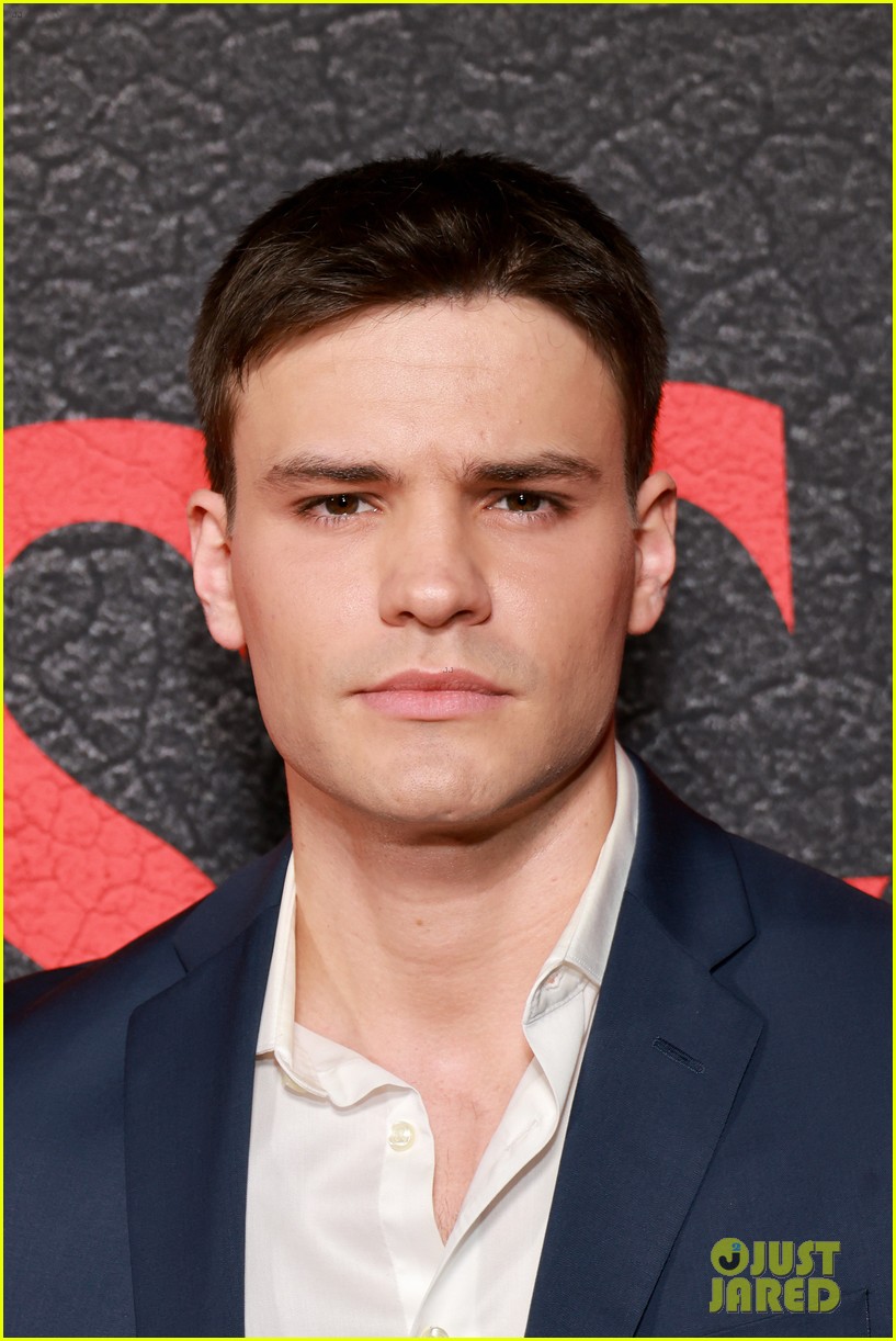 Milo Manheim Premieres New Horror Movie 'Thanksgiving' with Addison Rae ...