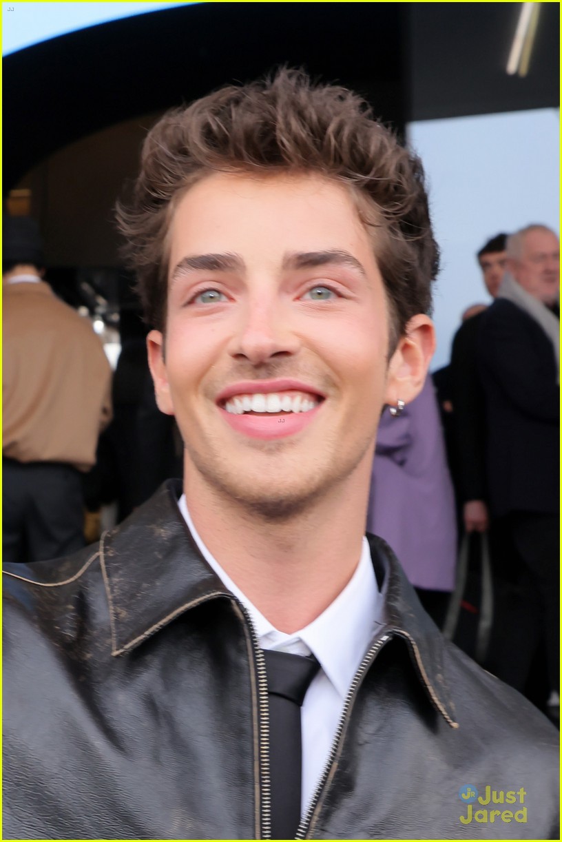 Mean Girls' Christopher Briney, Louis Partridge, Vinnie Hacker & More ...