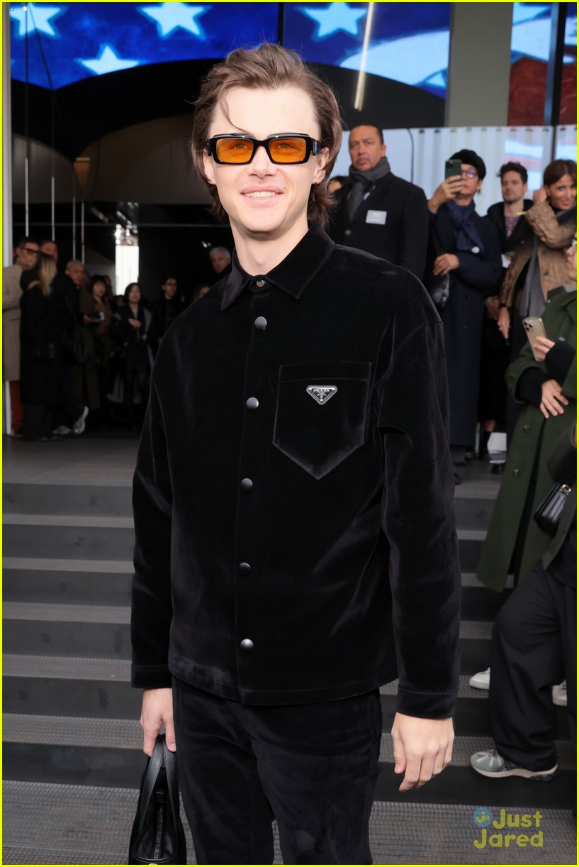 Mean Girls' Christopher Briney, Louis Partridge, Vinnie Hacker & More ...