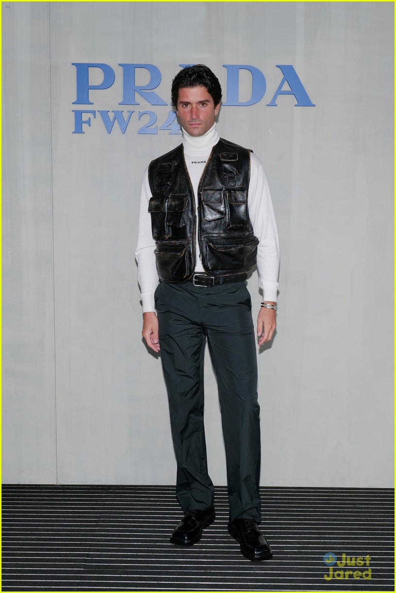 Mean Girls' Christopher Briney, Louis Partridge, Vinnie Hacker & More ...