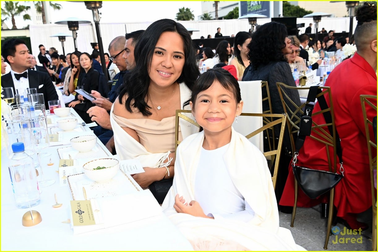 Live-Action 'Lilo & Stitch' Star Maia Kealoha Makes Red Carpet Debut at ...