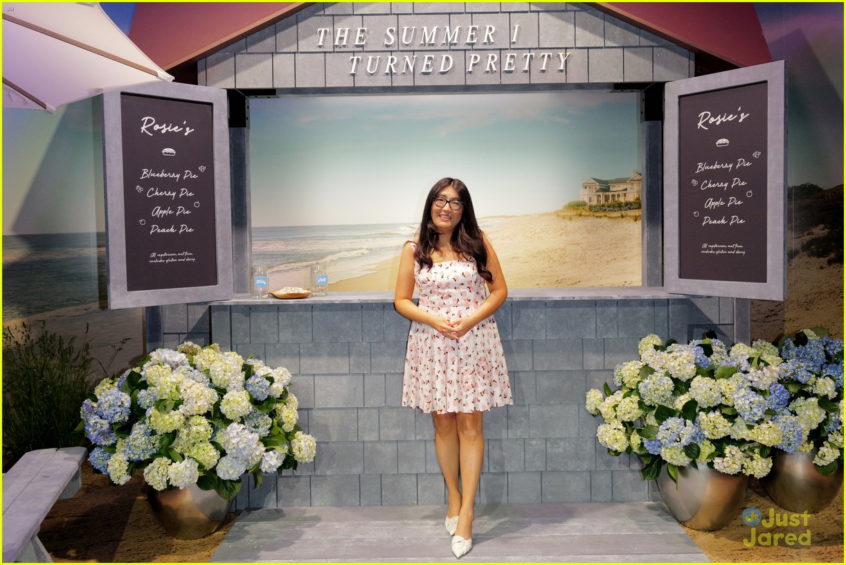 Gavin Casalegno, Lola Tung & Christopher Briney Share 'The Summer I ...