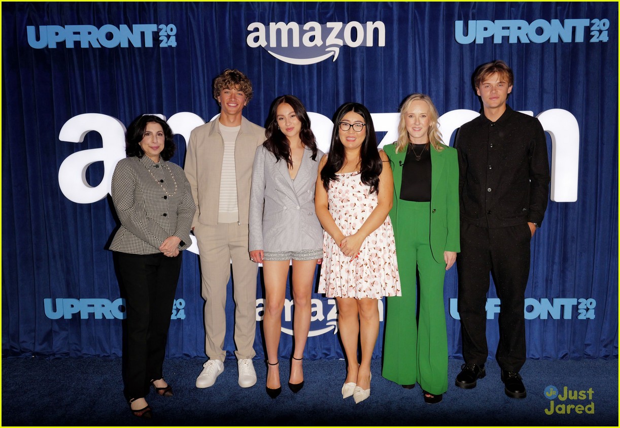 Gavin Casalegno, Lola Tung & Christopher Briney Share 'The Summer I ...