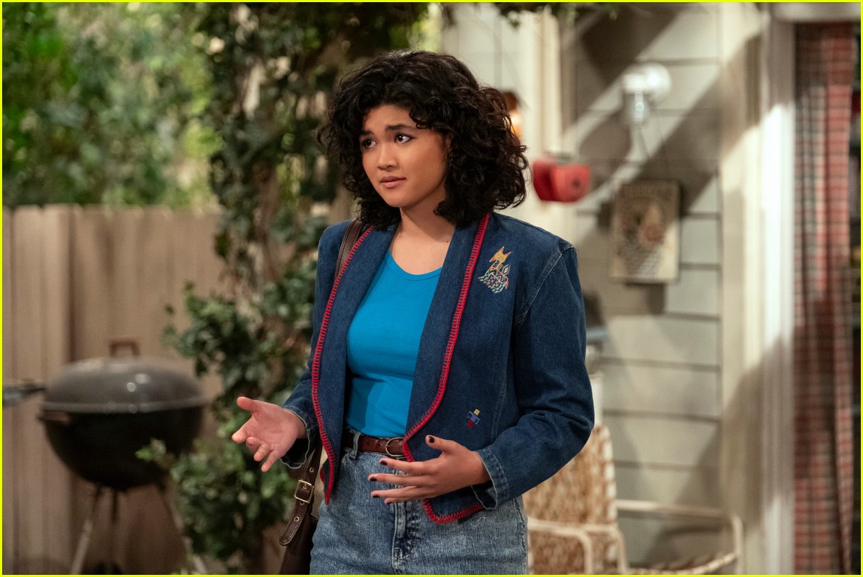 Callie Haverda, Ashley Aufderheide & More Return for 'That '90s Show ...