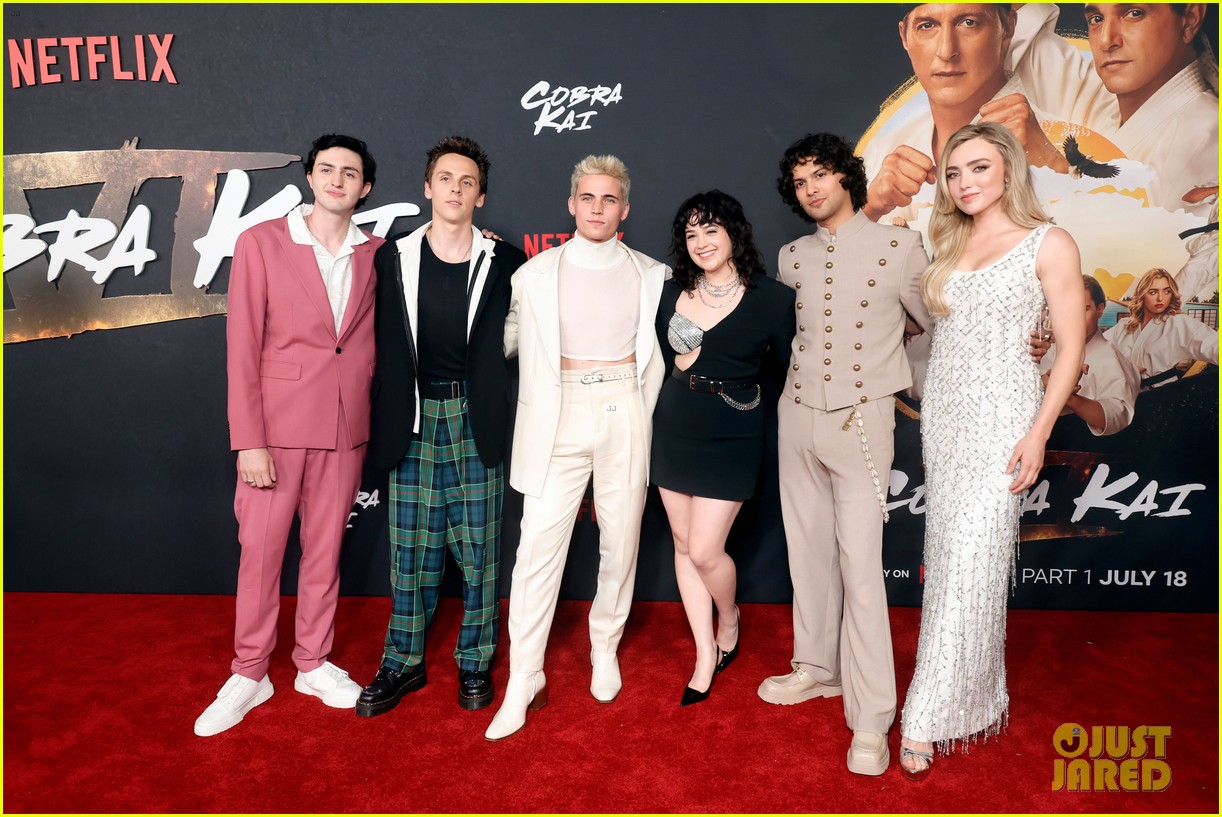 Peyton List Jacob Bertrand And More Strike A Prom Pose At Cobra Kai Season 6 Premiere Photo
