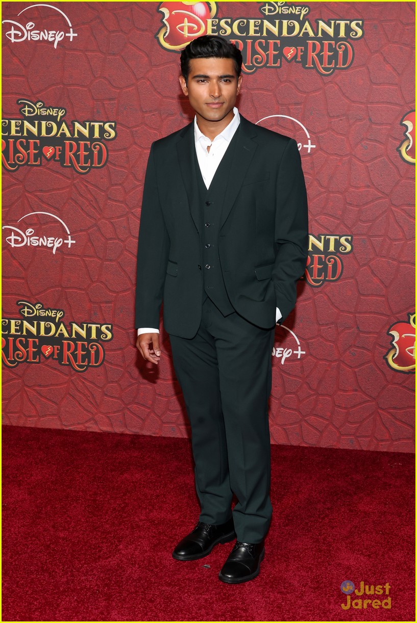 Dara Reneé Channels Her Character at 'Descendants: The Rise of Red ...