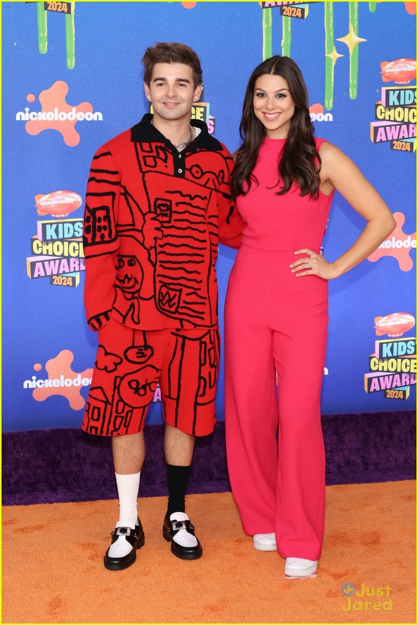 'Thundermans' Star Kira Kosarin Announces Marriage to Max Chester ...