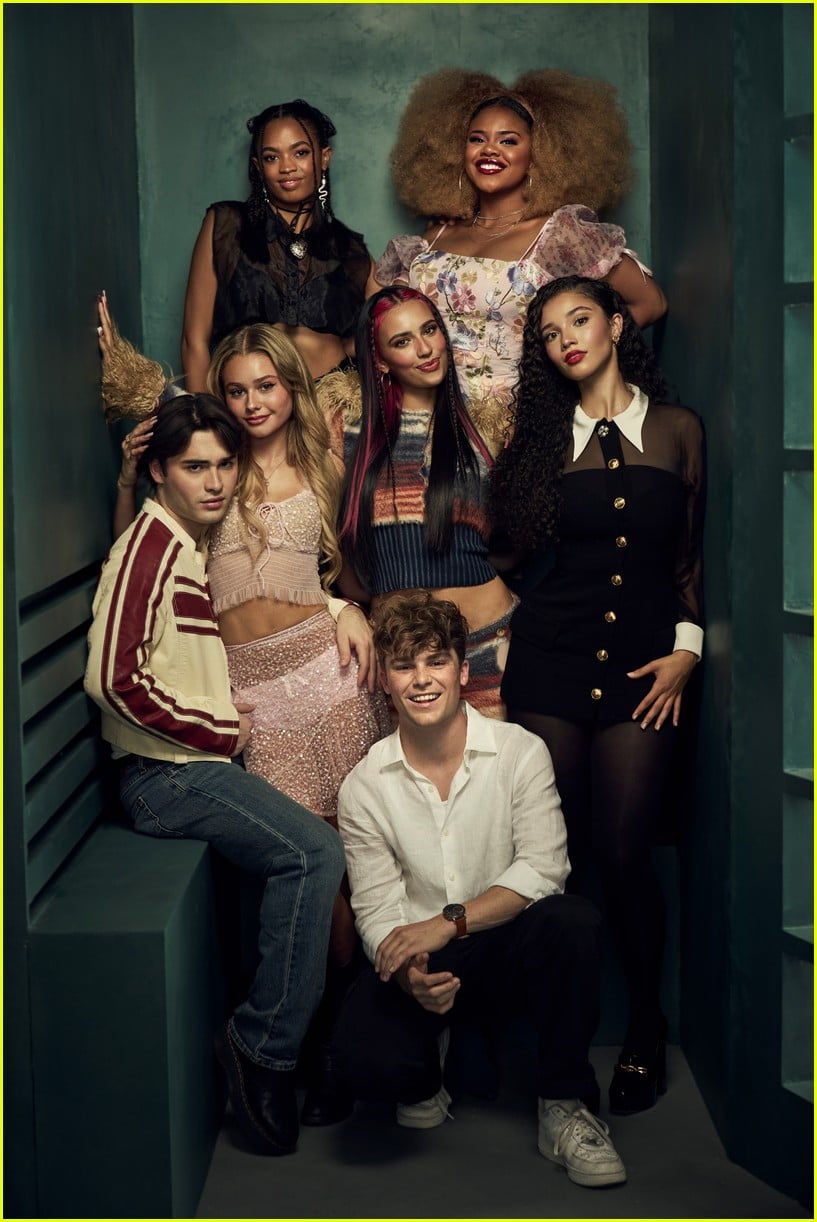 'Descendants: The Rise of Red' & 'Zombies 4' Tour Announced, Stars Hit ...