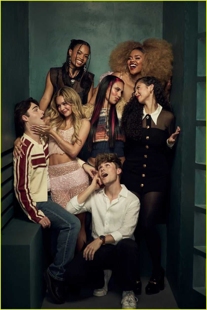 'Descendants: The Rise of Red' & 'Zombies 4' Tour Announced, Stars Hit ...