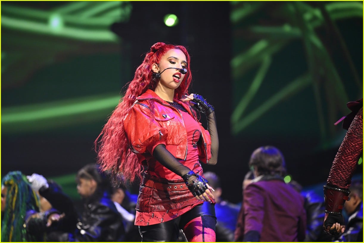 'Descendants: The Rise of Red' & 'Zombies 4' Tour Announced, Stars Hit ...