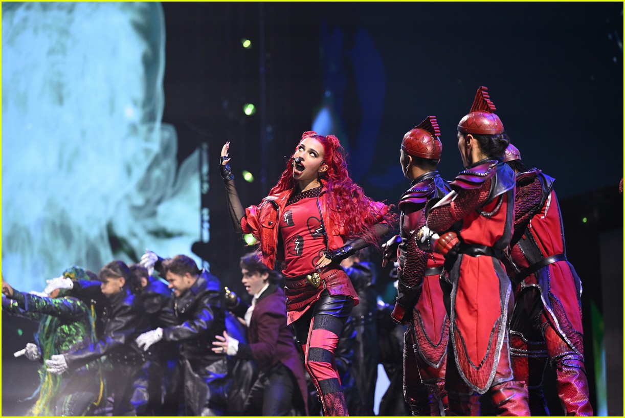 'Descendants: The Rise of Red' & 'Zombies 4' Tour Announced, Stars Hit ...