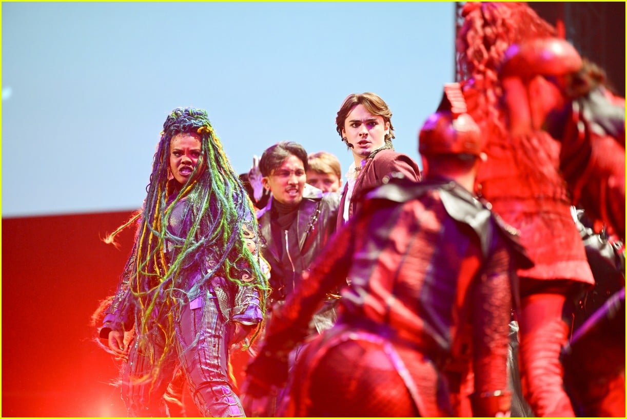 'Descendants: The Rise of Red' & 'Zombies 4' Tour Announced, Stars Hit ...