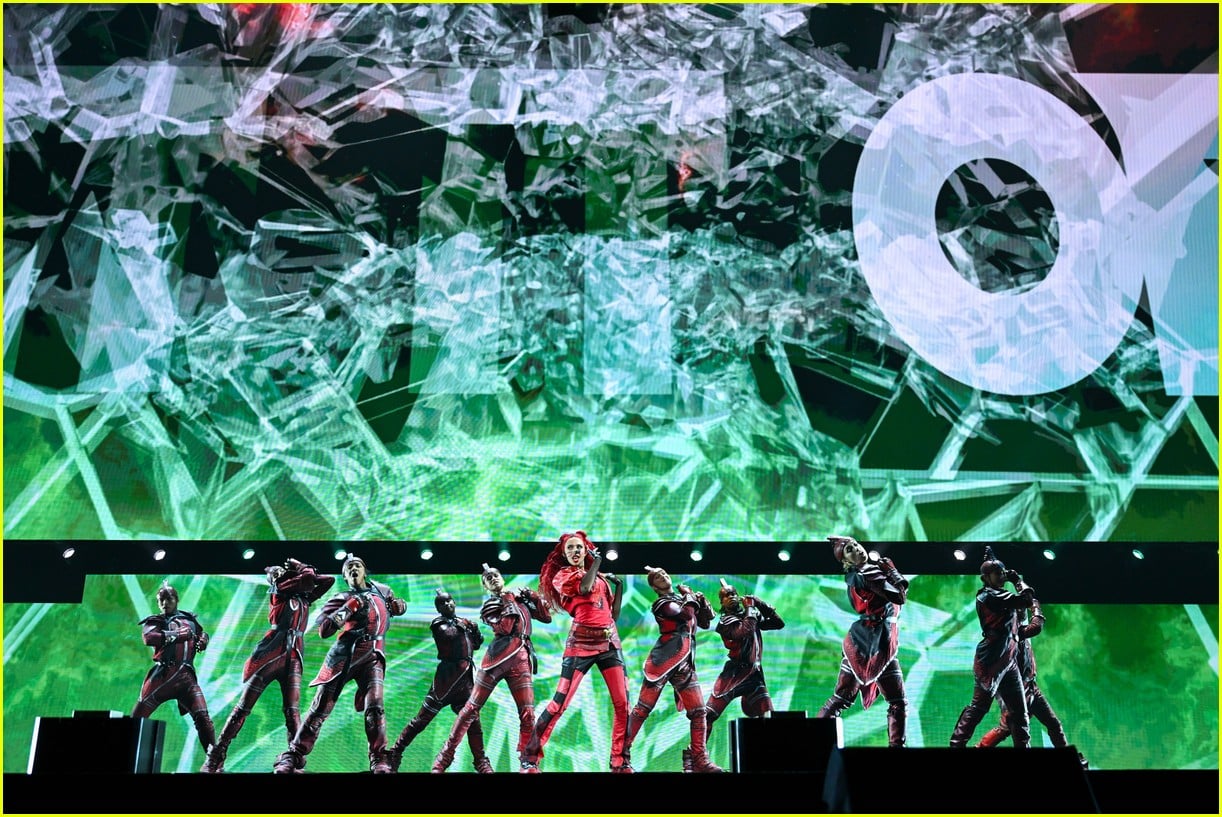 'Descendants: The Rise of Red' & 'Zombies 4' Tour Announced, Stars Hit ...