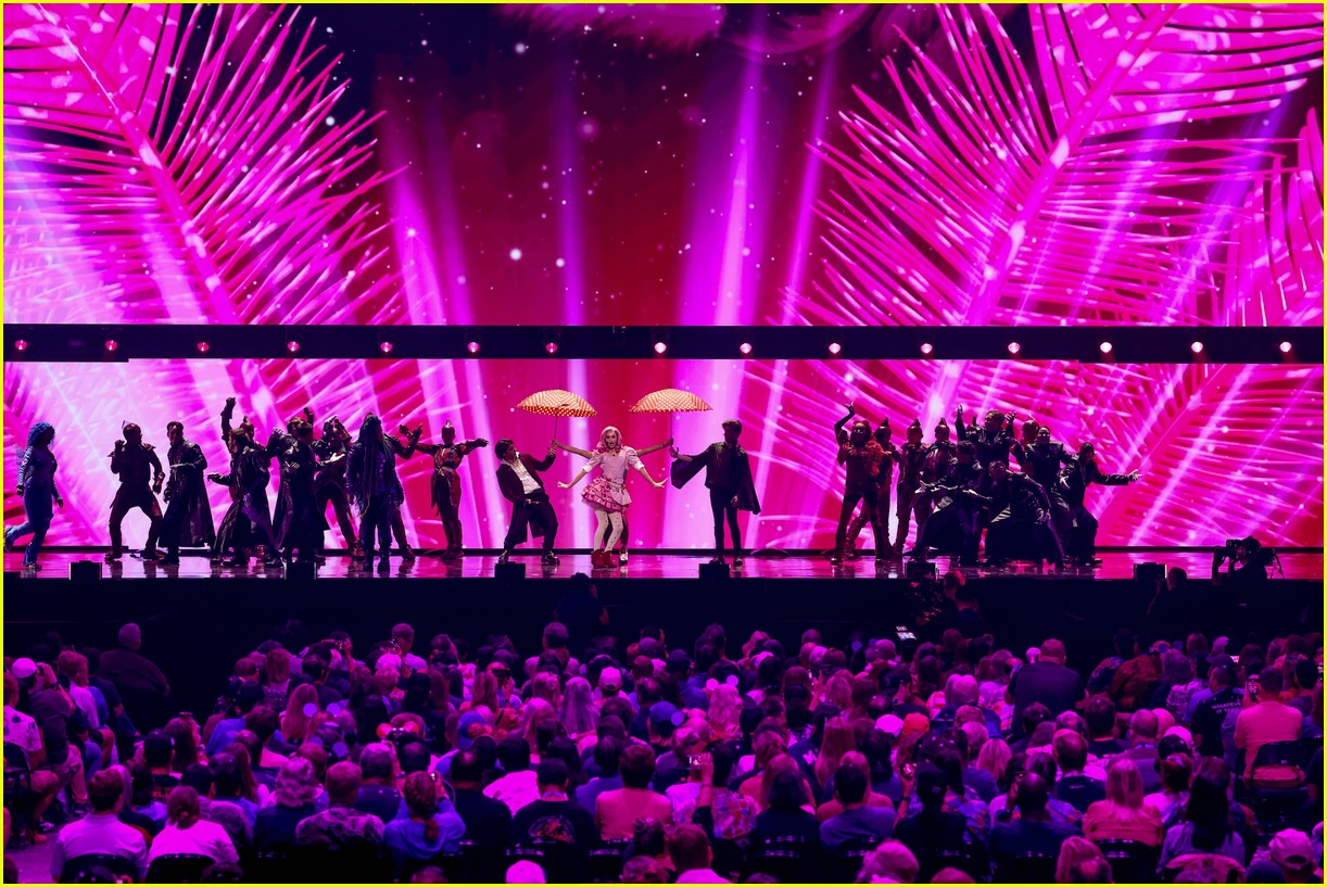 'Descendants: The Rise of Red' & 'Zombies 4' Tour Announced, Stars Hit ...