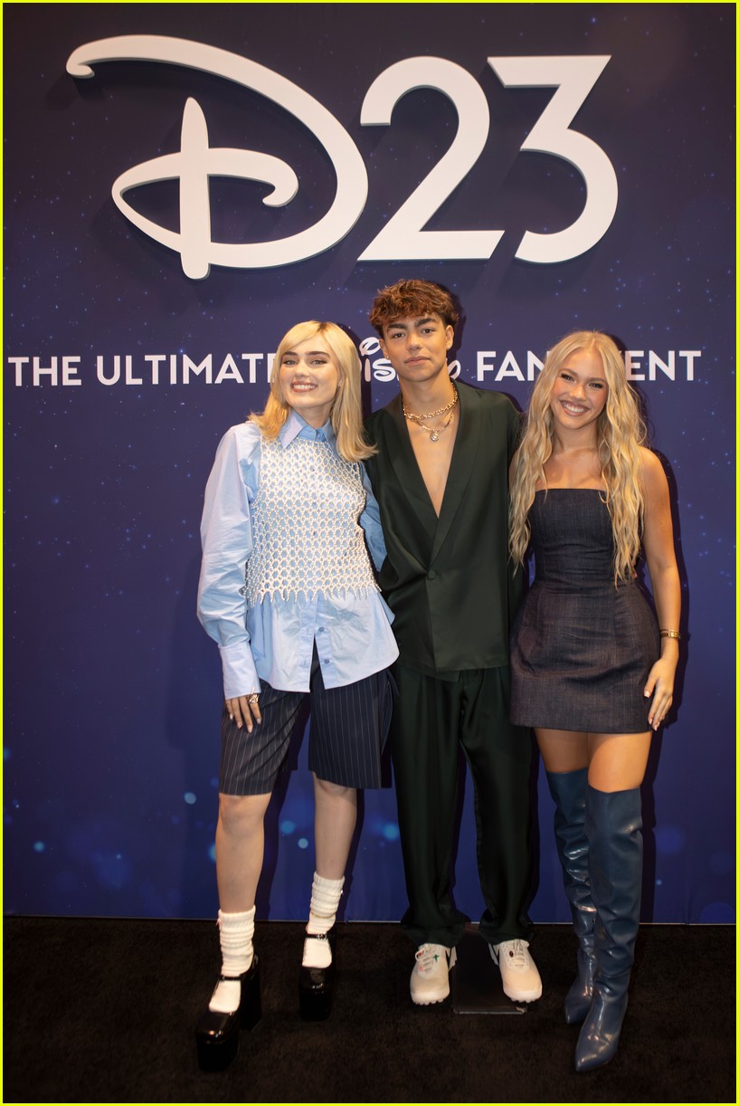 'Descendants: The Rise of Red' & 'Zombies 4' Tour Announced, Stars Hit ...