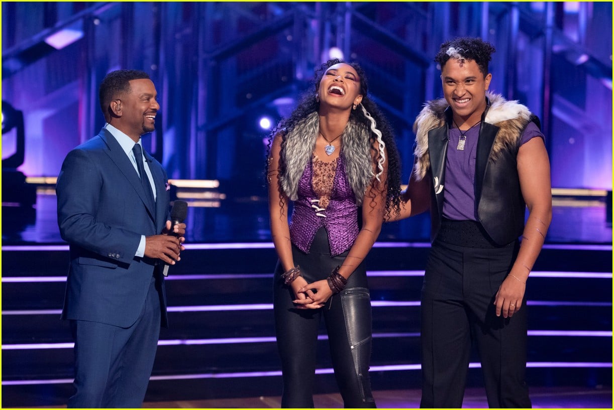 Chandler Kinney Reprises 'Zombies' Character For 'DWTS' Disney Night ...