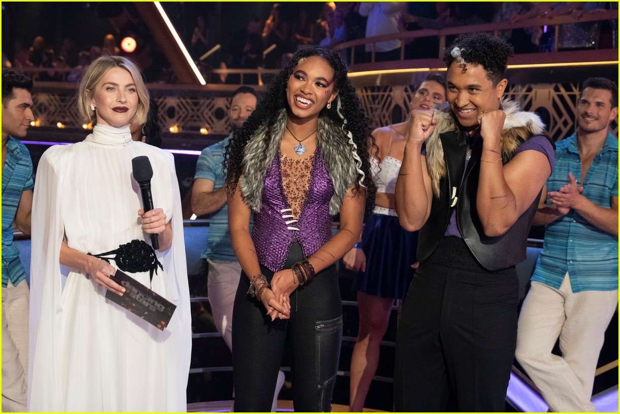 Chandler Kinney Reprises 'Zombies' Character For 'DWTS' Disney Night ...