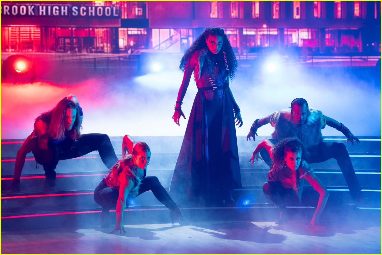 Chandler Kinney Reprises 'Zombies' Character For 'DWTS' Disney Night ...