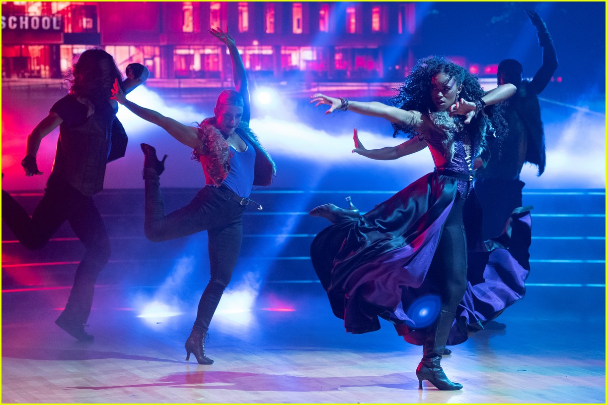 Chandler Kinney Reprises 'Zombies' Character For 'DWTS' Disney Night ...