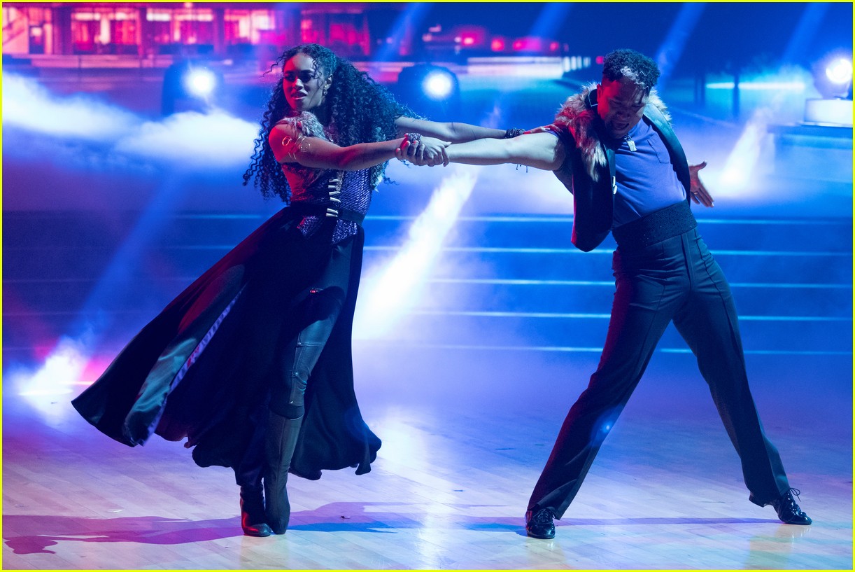 Chandler Kinney Reprises 'Zombies' Character For 'DWTS' Disney Night ...