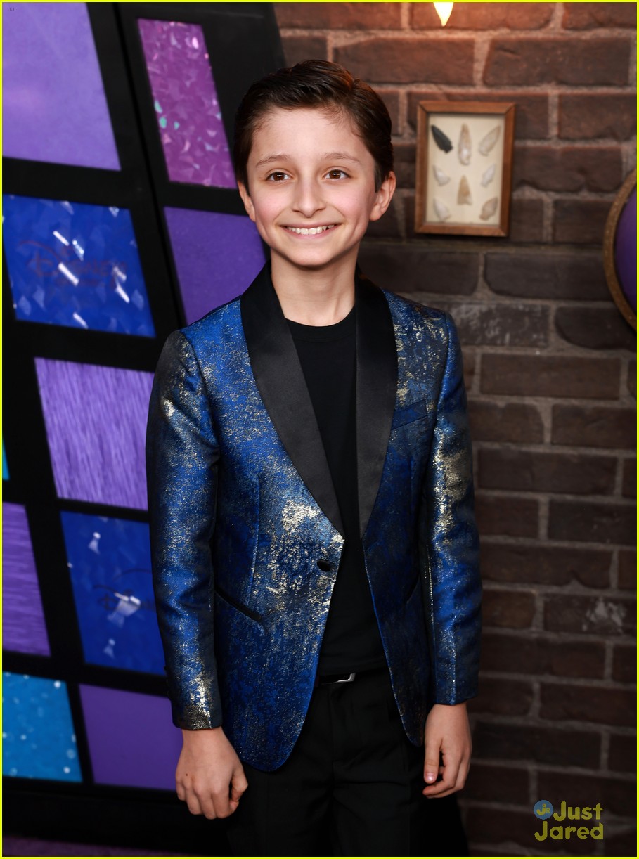 Janice LeAnn Brown Says David Henrie & Selena Gomez Made Her Feel 'Welcome & Safe' On 'Wizards ...