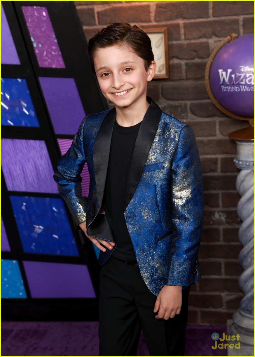 Janice LeAnn Brown Says David Henrie & Selena Gomez Made Her Feel ...